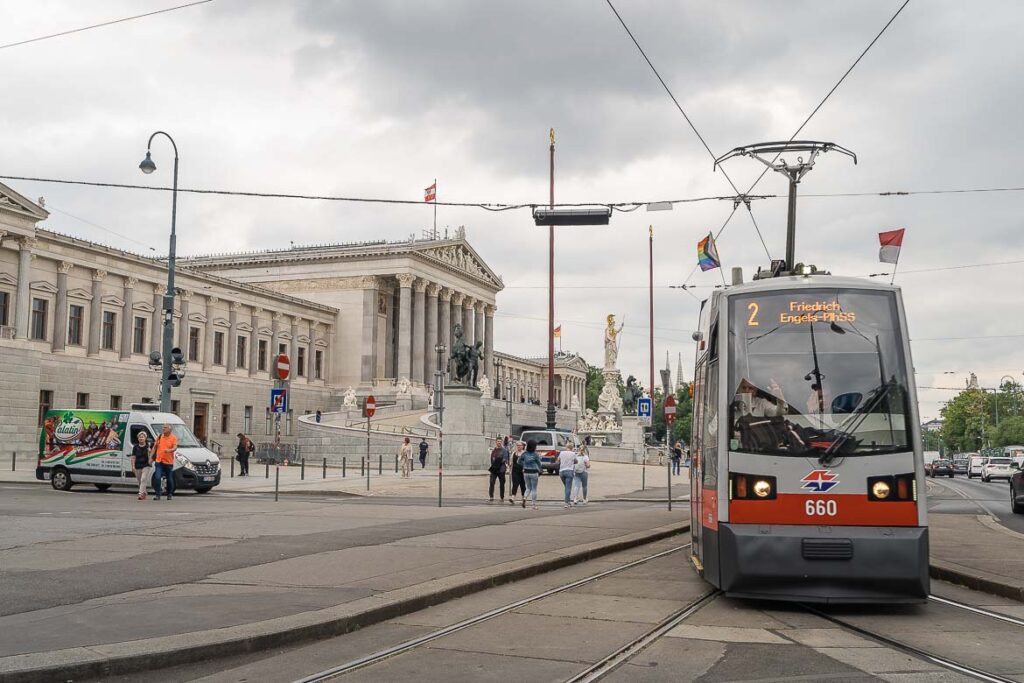 8 Best Areas To Stay in Vienna - A Neighbourhood Guide | It’s All Trip ...