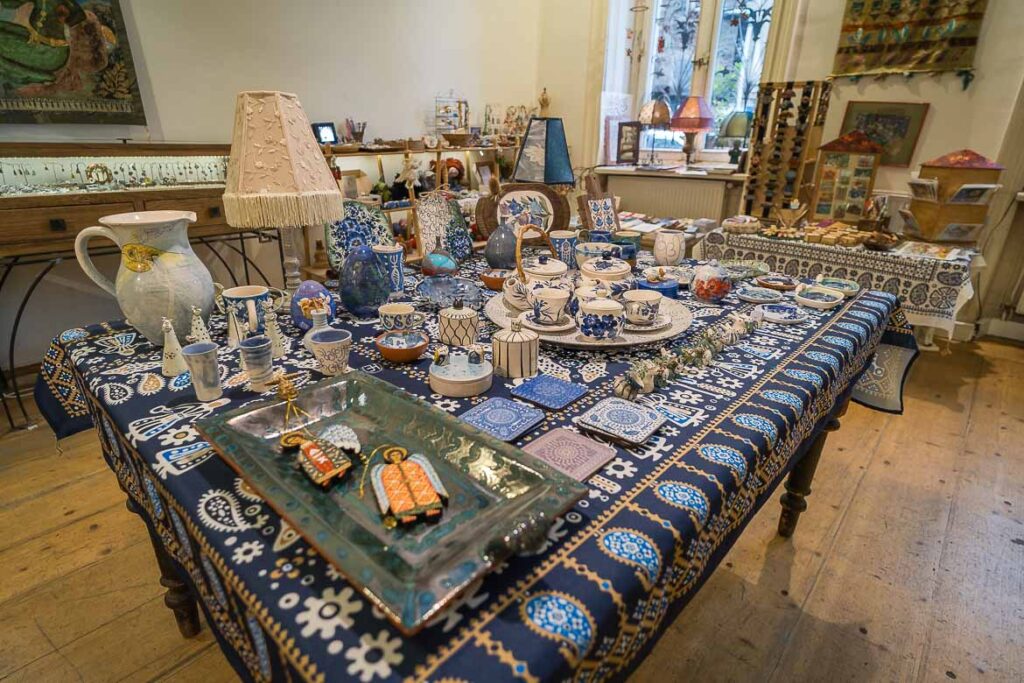 Georgian Souvenirs - 21 Best Gifts To Buy in Georgia | It’s All Trip To Me